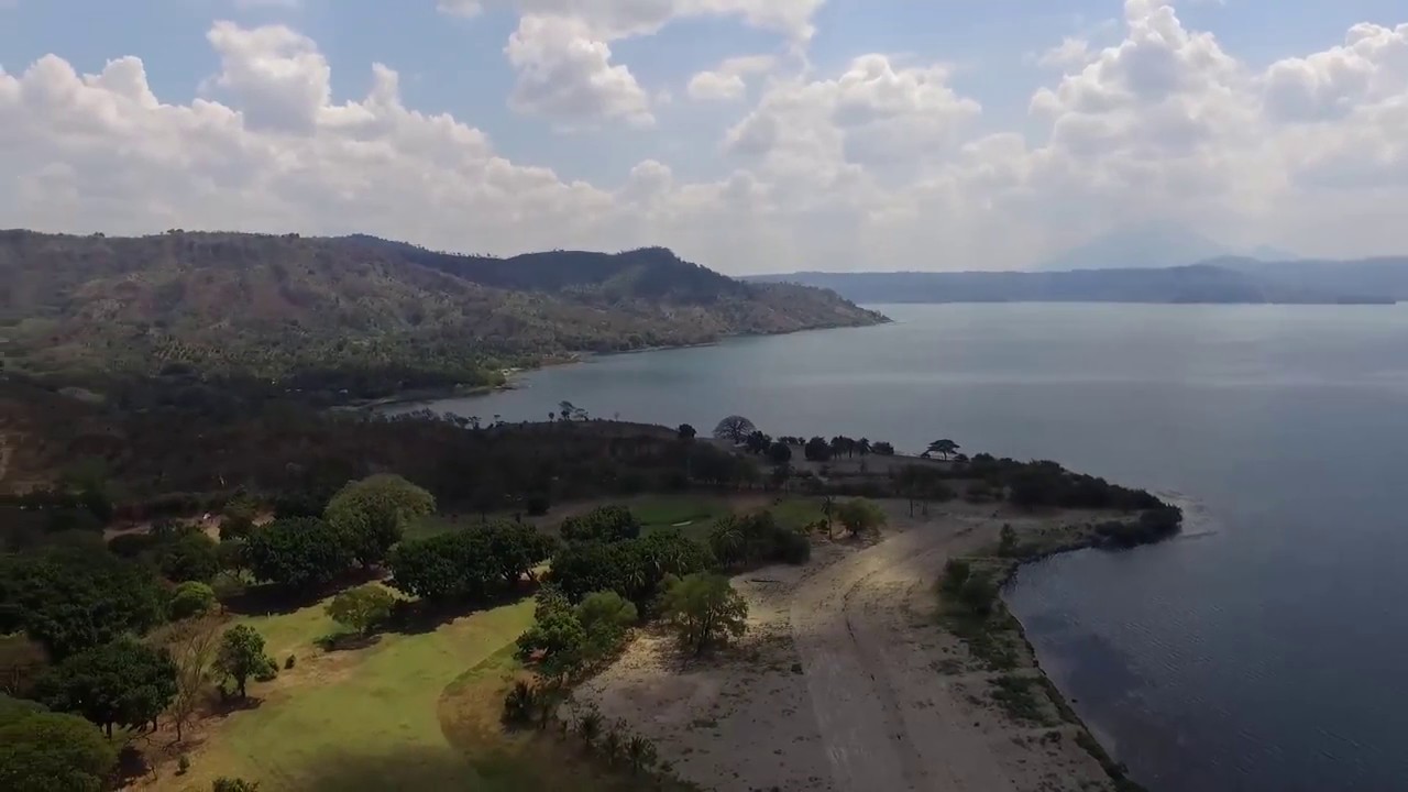Droneando en el Lago de Ilopango - YouTube