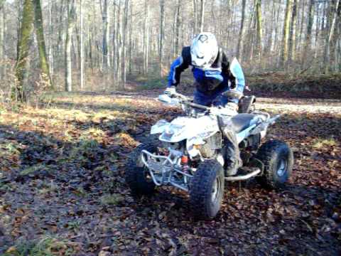 quad axr 300 - YouTube