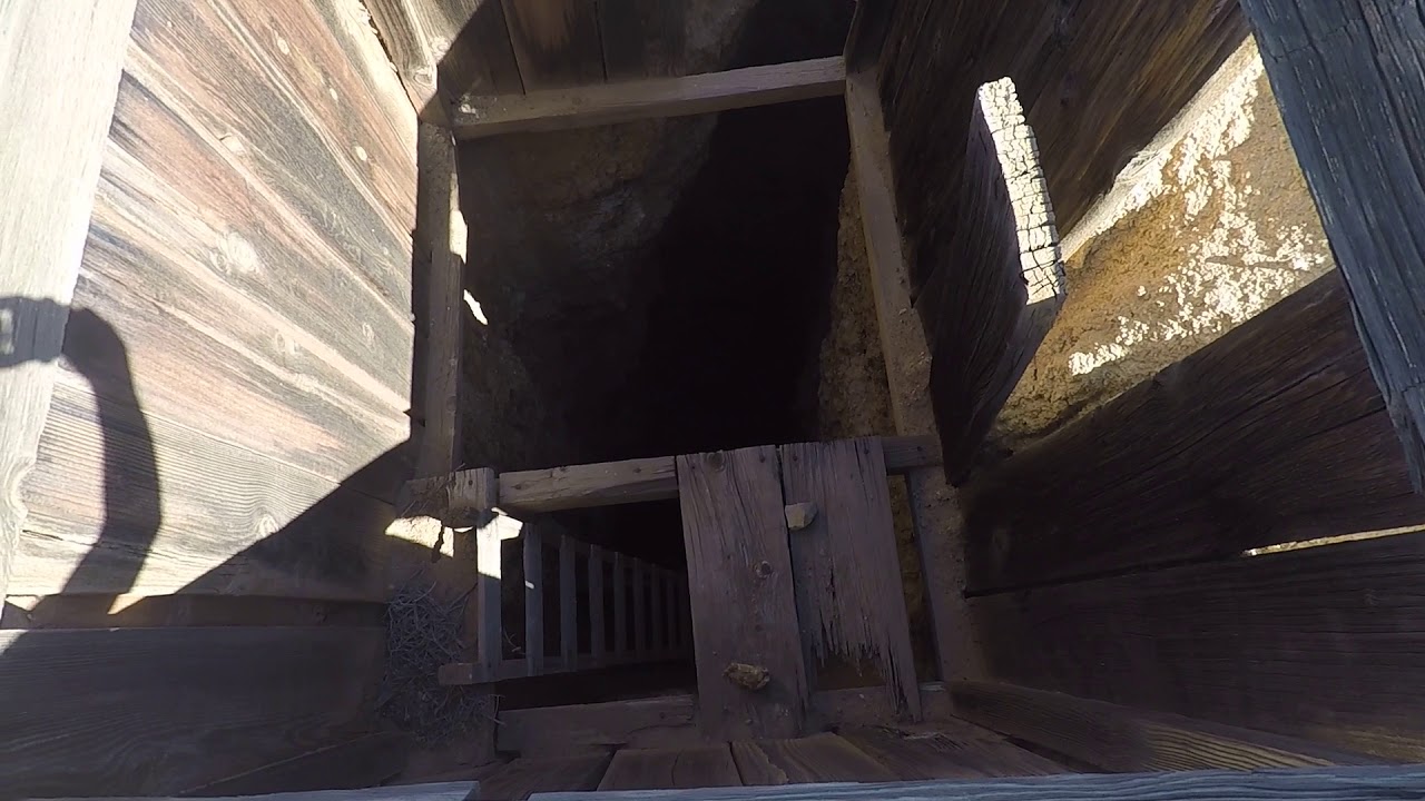 100 yr. Old ladder in mine shaft. - YouTube