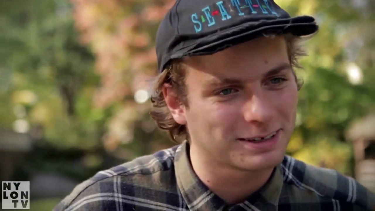 Mac DeMarco Funny Moments - YouTube