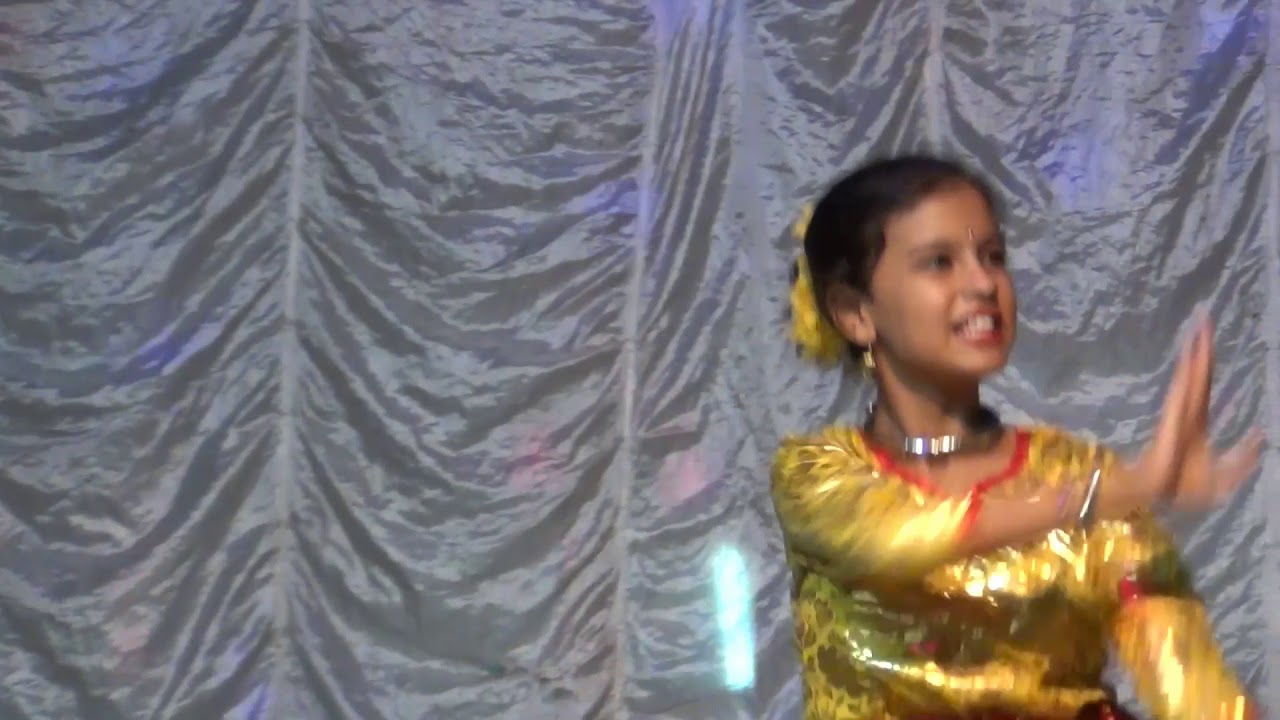 HAAT BOSECHE SUKRO BAR E , VANU MOTIR KHEL DLS - YouTube