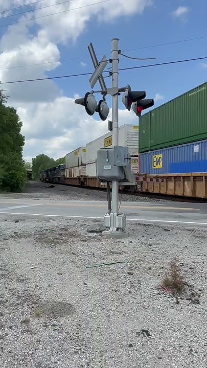 Ns 239 coming through 190 westbound up 6046 leading trailing 2nd Ns 1038 trailing 3rd ns 4629 ...