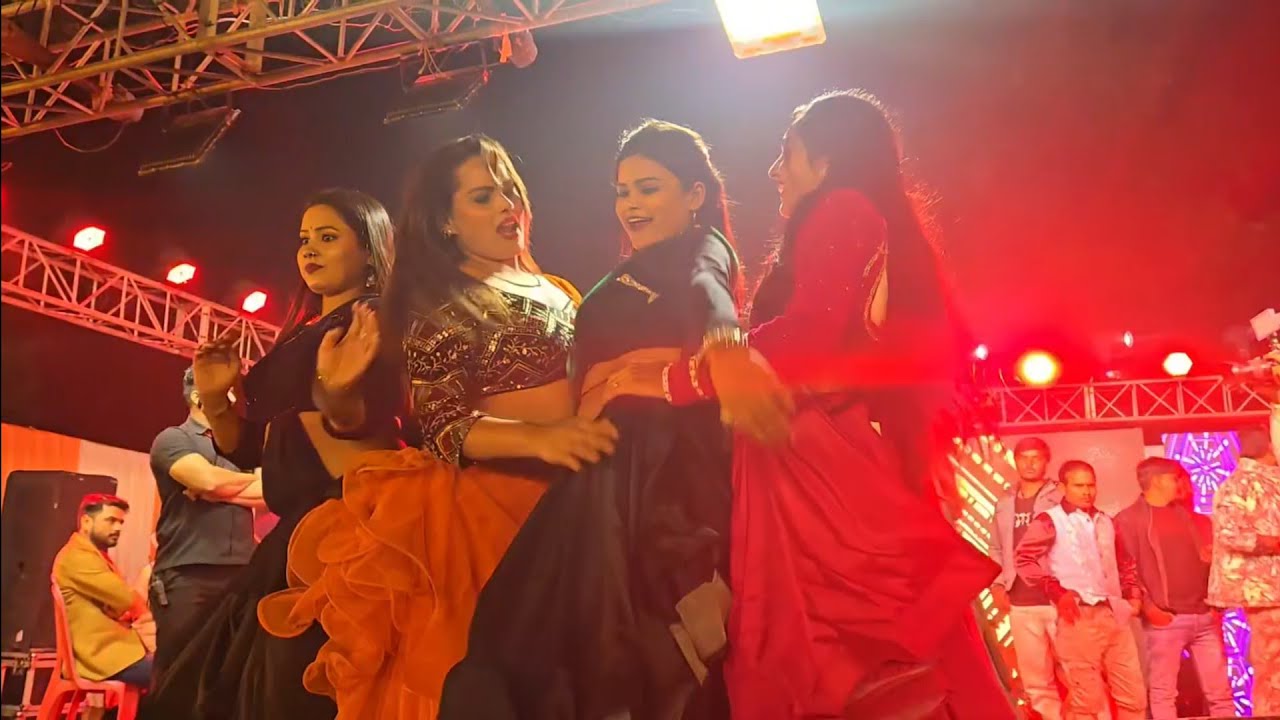 #video - Choli Dhila Dhila Stage Show - YouTube