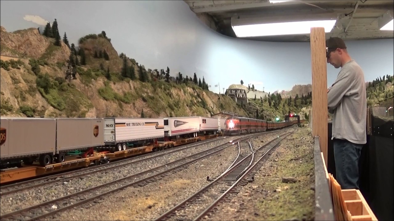 Livingston Model Railroad Club Layout Vol 3 - YouTube