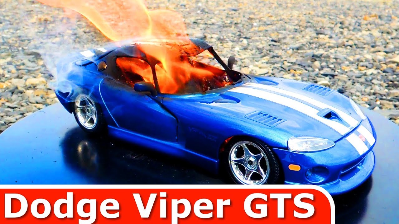 Burning My Dodge Viper GTS - The Car Is On FIRE - WHY? - Just a Model ...