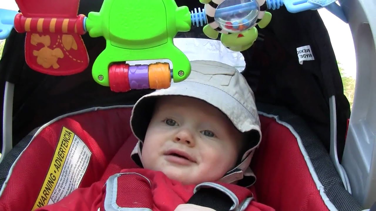 Baby Garrett 7 Months Old in Car Seat - YouTube