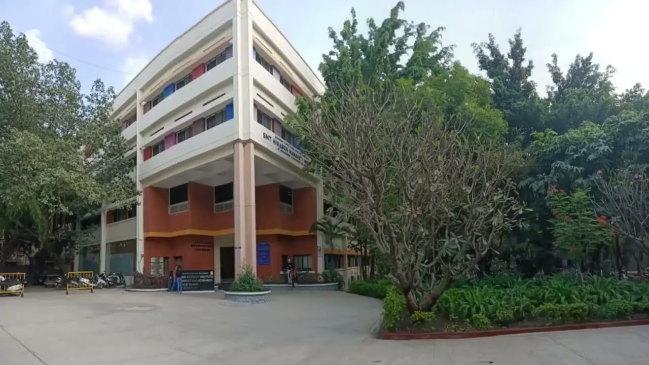 Cummins College Pune Campus Tour in English - YouTube