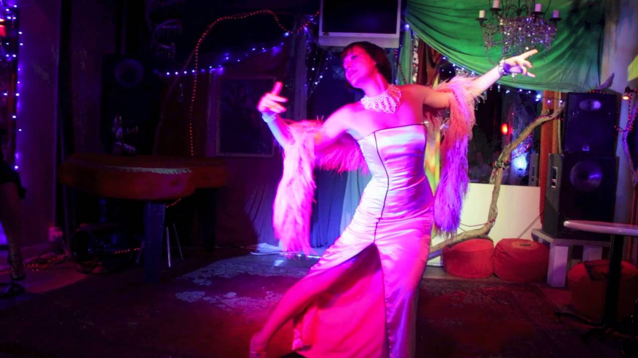 Baby Ray from The Rouge Revue Burlesque Company - That Old Feeling ...