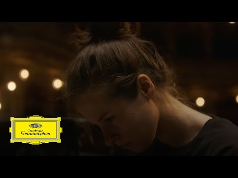 Hania Rani & Dobrawa Czocher – Con Moto