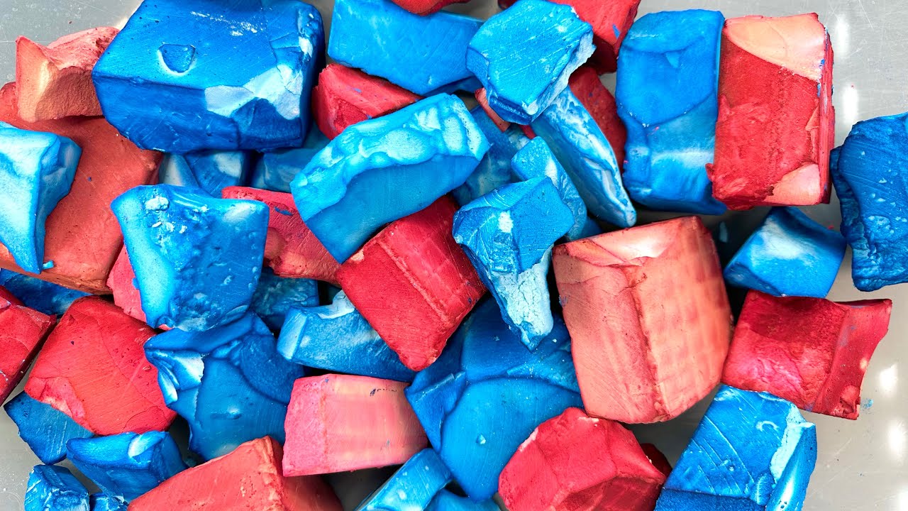Blue and Red Dyed Dusty Chalk Crush | ASMR - YouTube