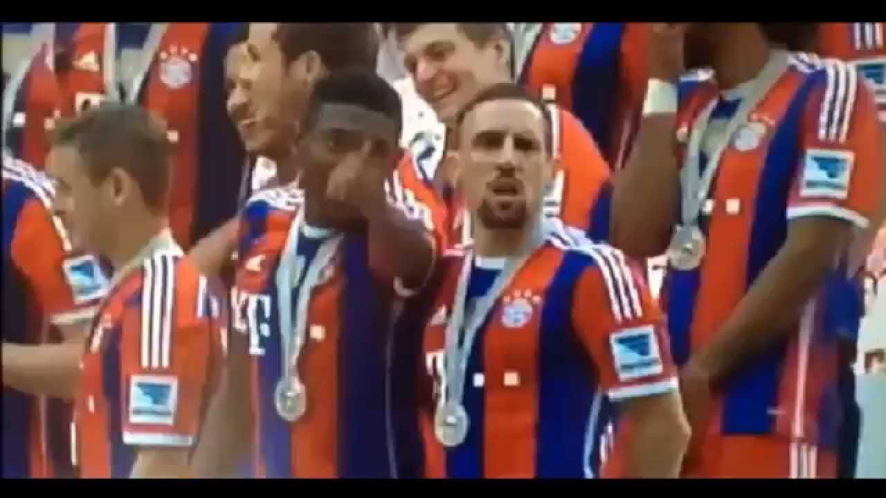 Funny:David Alaba with the old school prank on Ribery. - YouTube