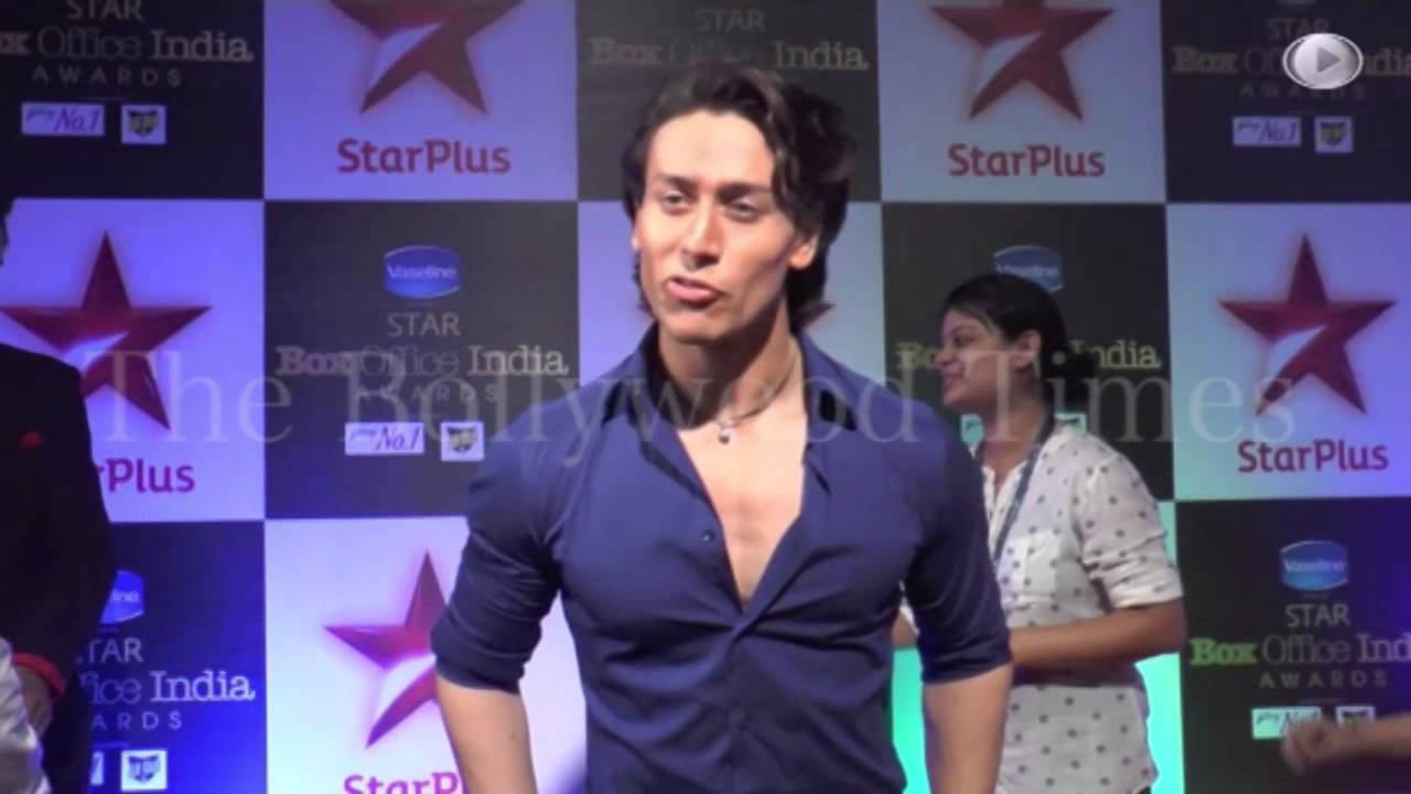 Tiger Shroff at Star Box Office Awards 2014 - YouTube