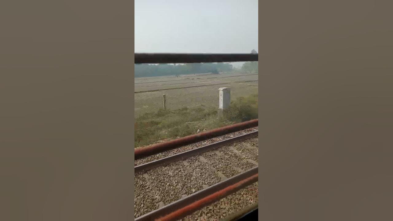 22540 Mau Superfast Express - YouTube