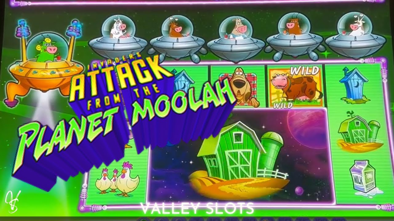 Attacked Twice By Cows on Invaders from the Planet Moolah Slot Machine ...