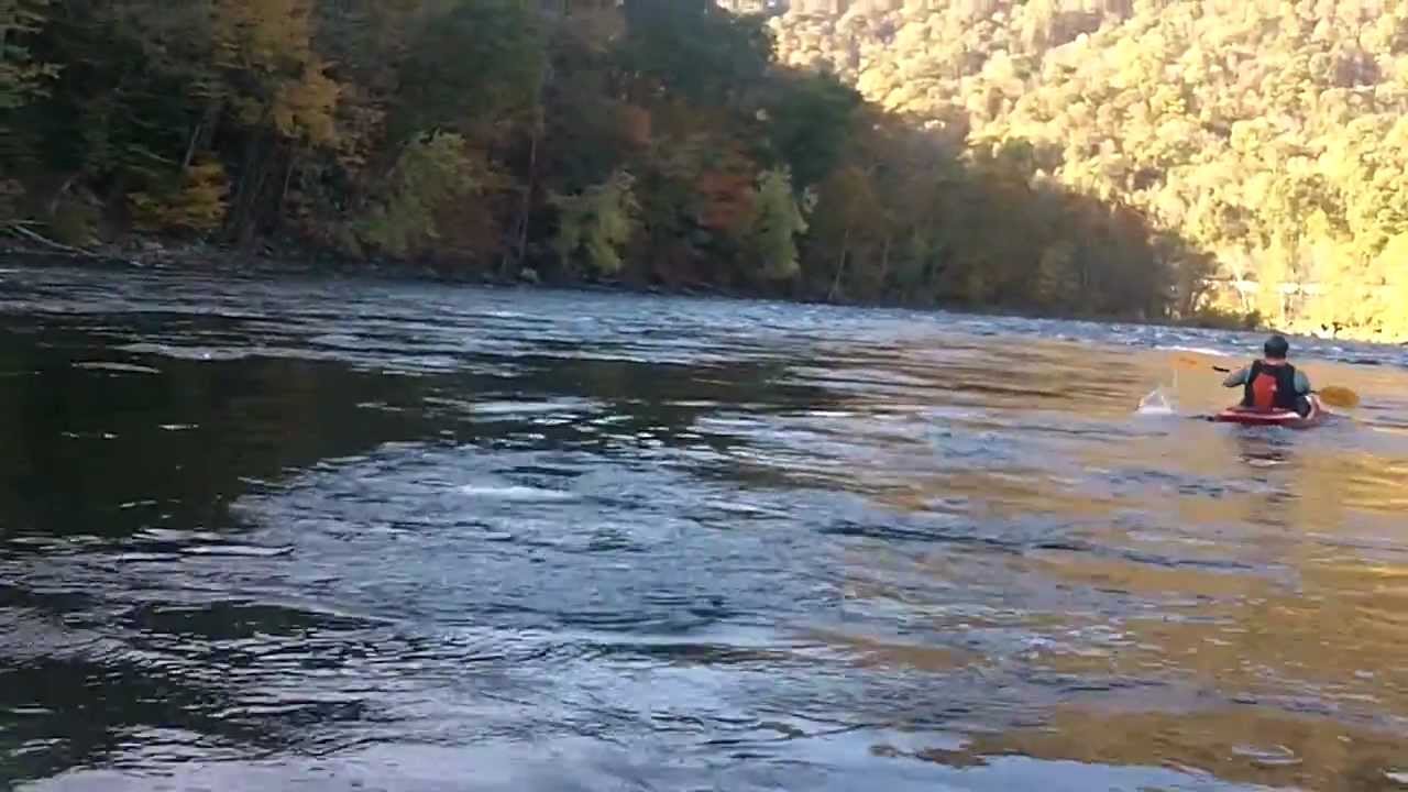 Kayaking the Upper New River: Glade Creek to Quinnimont - YouTube