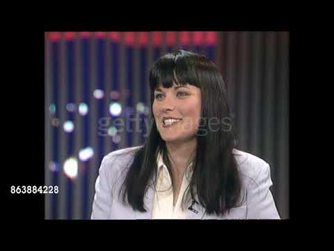 Lucy Lawless (Zeyna), Donald Trump'ın kendisini otelde arayıp nasıl rezilce sulandığını anlatıyor