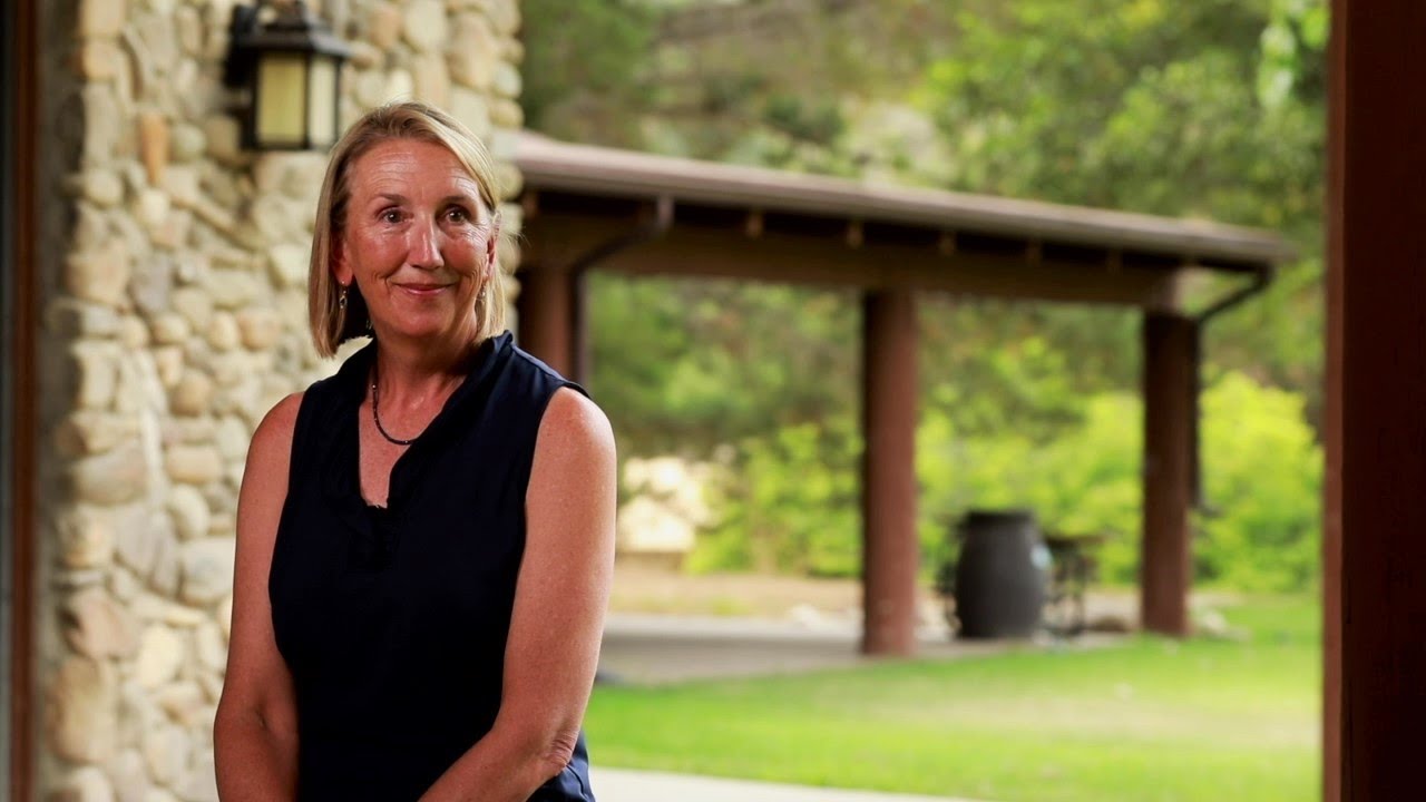 Women of Distinction #6 - Danielle McCaffery - YouTube