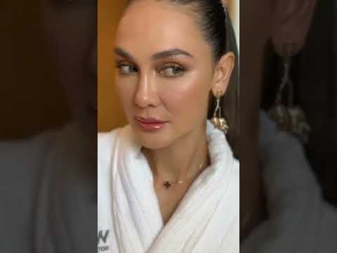 Luna Maya Hot Zum In Face Fancam