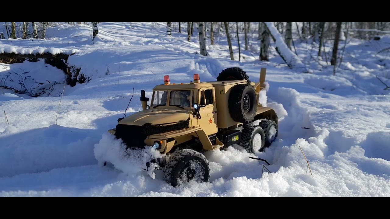 WPL B36 - 3 URAL TRAILER PULL IN THE SNOW - YouTube