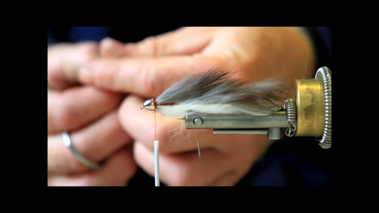 Tying the Double Bunny - YouTube