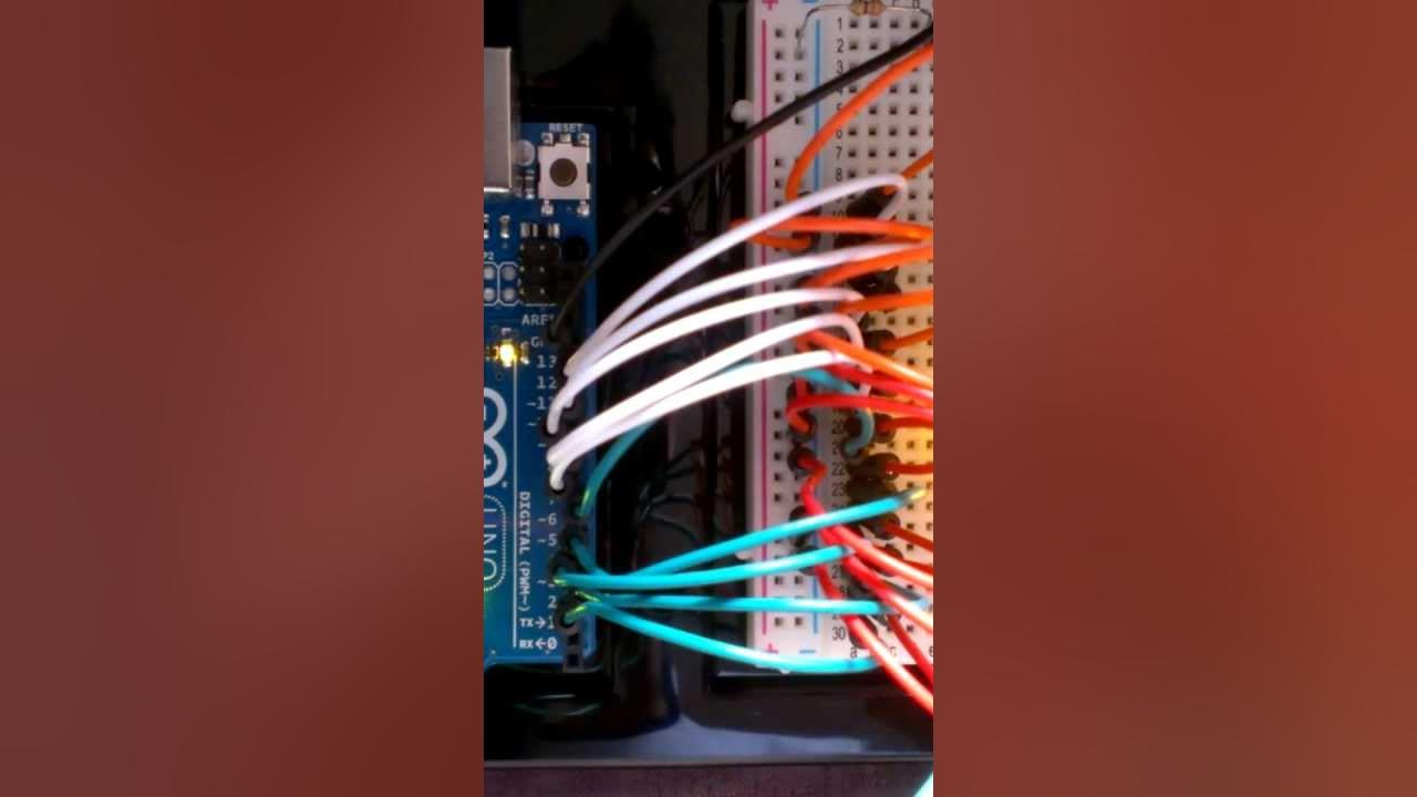 Arduino 10 LED Chaser Circuit - YouTube