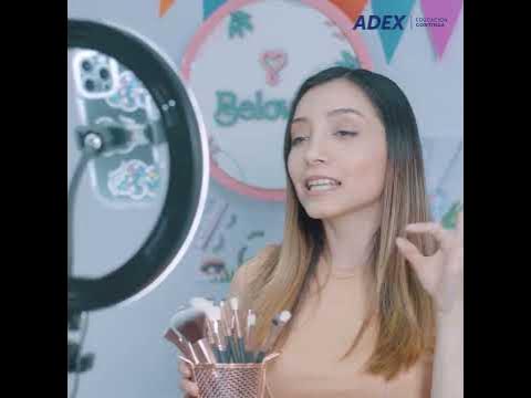 Entrevista a Diana Figueroa – Egresada del Programa de Importaciones | ADEX - YouTube