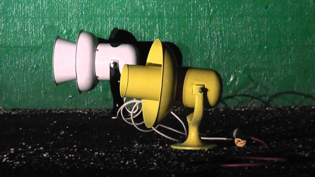 Federal Signal Model J Siren Attack Mode Mishawaka IN - YouTube