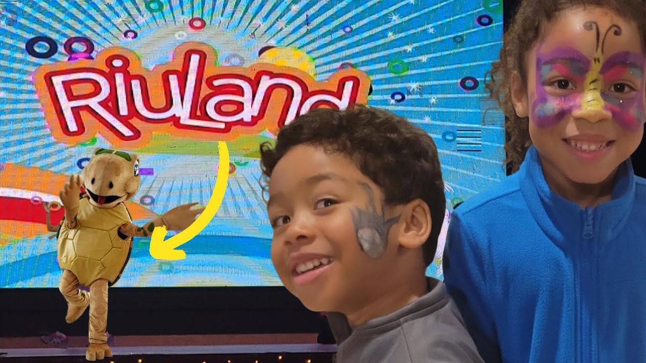 Kids Perform 'Riu Land and Calu' Song at Riu Santa Fe - YouTube