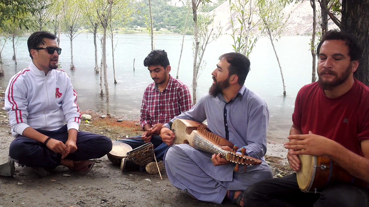 Gul Sanam ( Burushaski Song by Hunza Folk) at Khalti Lake - YouTube