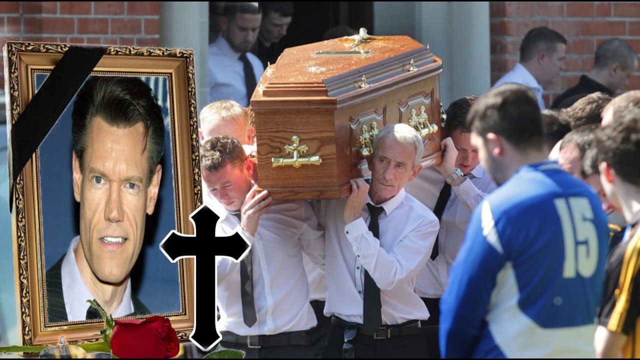 15 minutes ago! Condolences to the family at Randy Travis's funeral ...