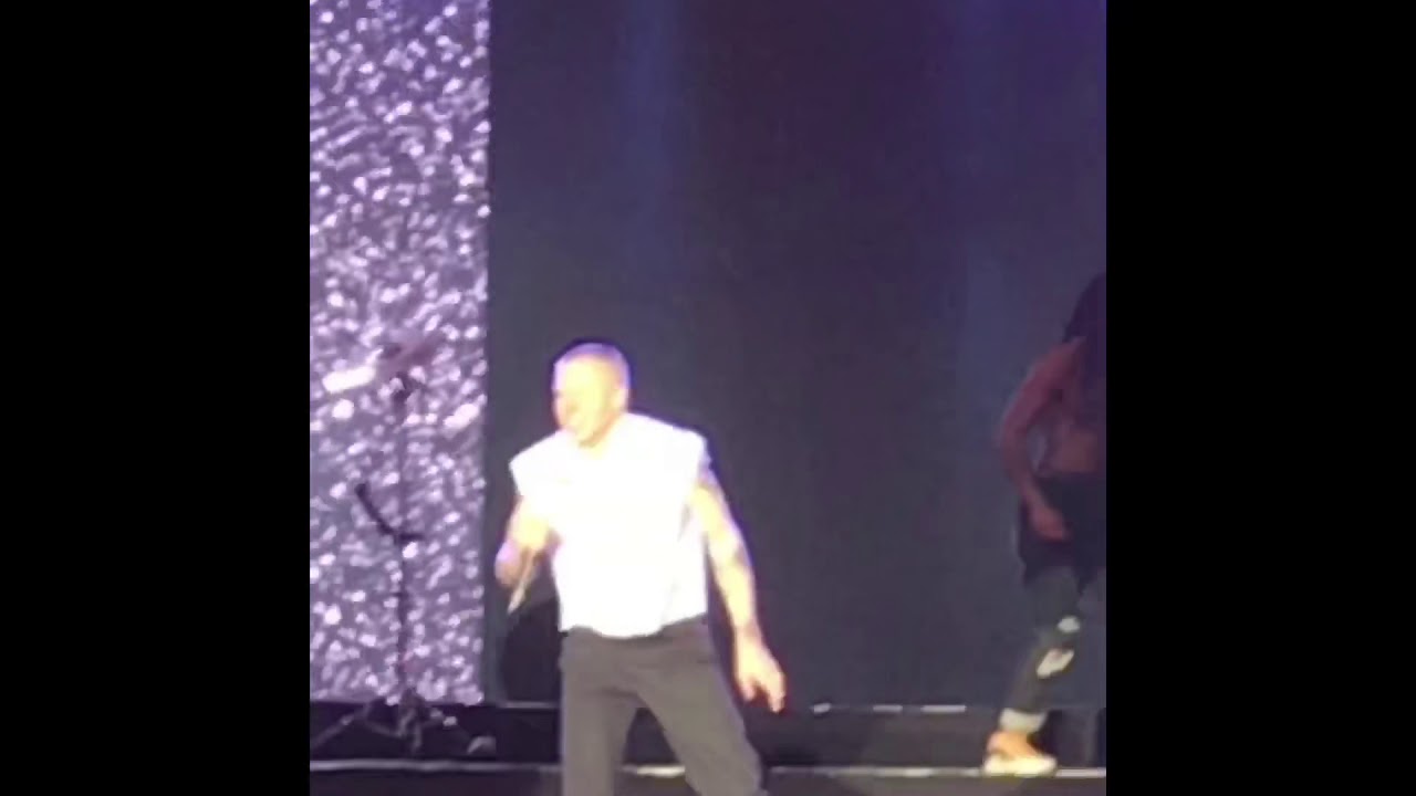 Dance battle at macklemore concert - YouTube