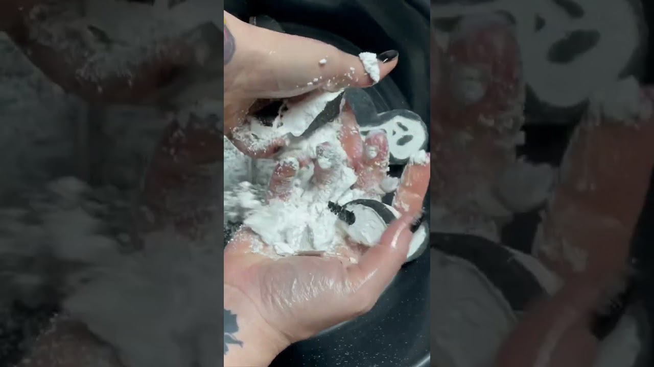 Ghostface Gym Chalk - YouTube