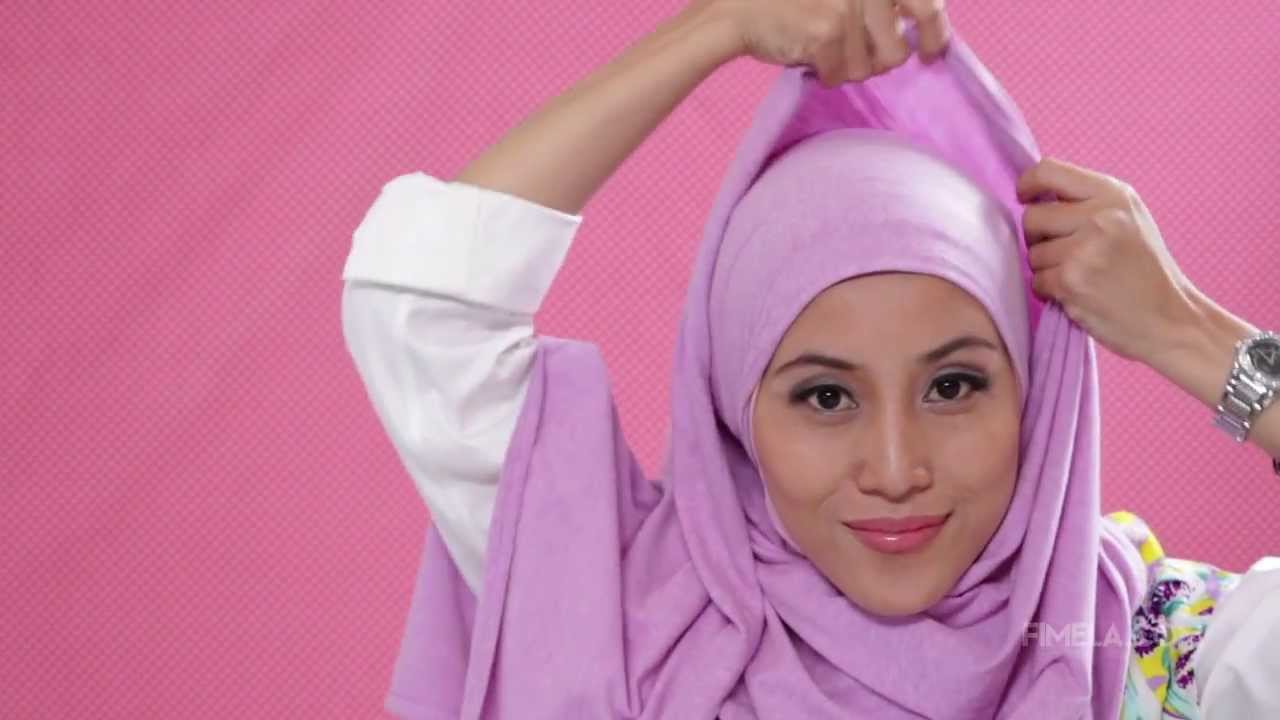 Fashion Tutorial: Hijab How-to - YouTube