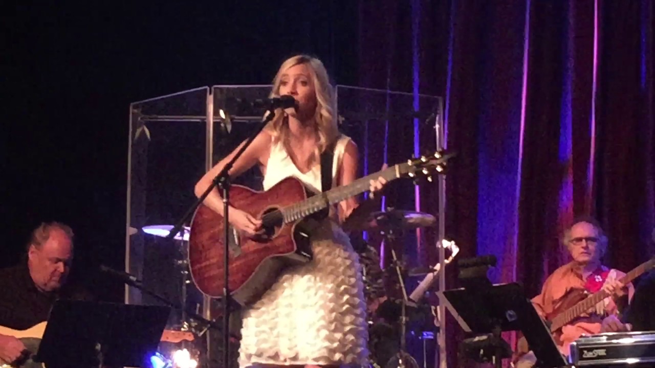 Folsom Prison Blues - Johnny Cash cover by Madison McCoy - YouTube