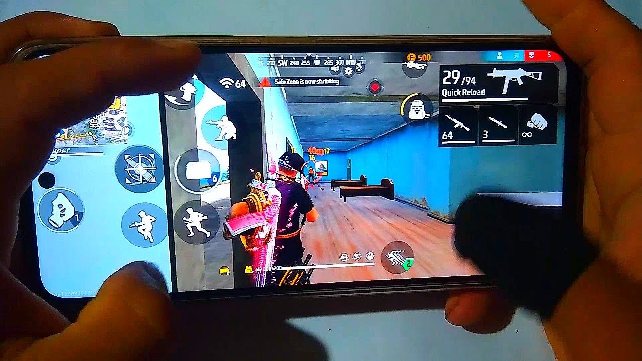 Handcam Gameplay in my hud solo vs squad BR Ranked | 3 finger custom ...