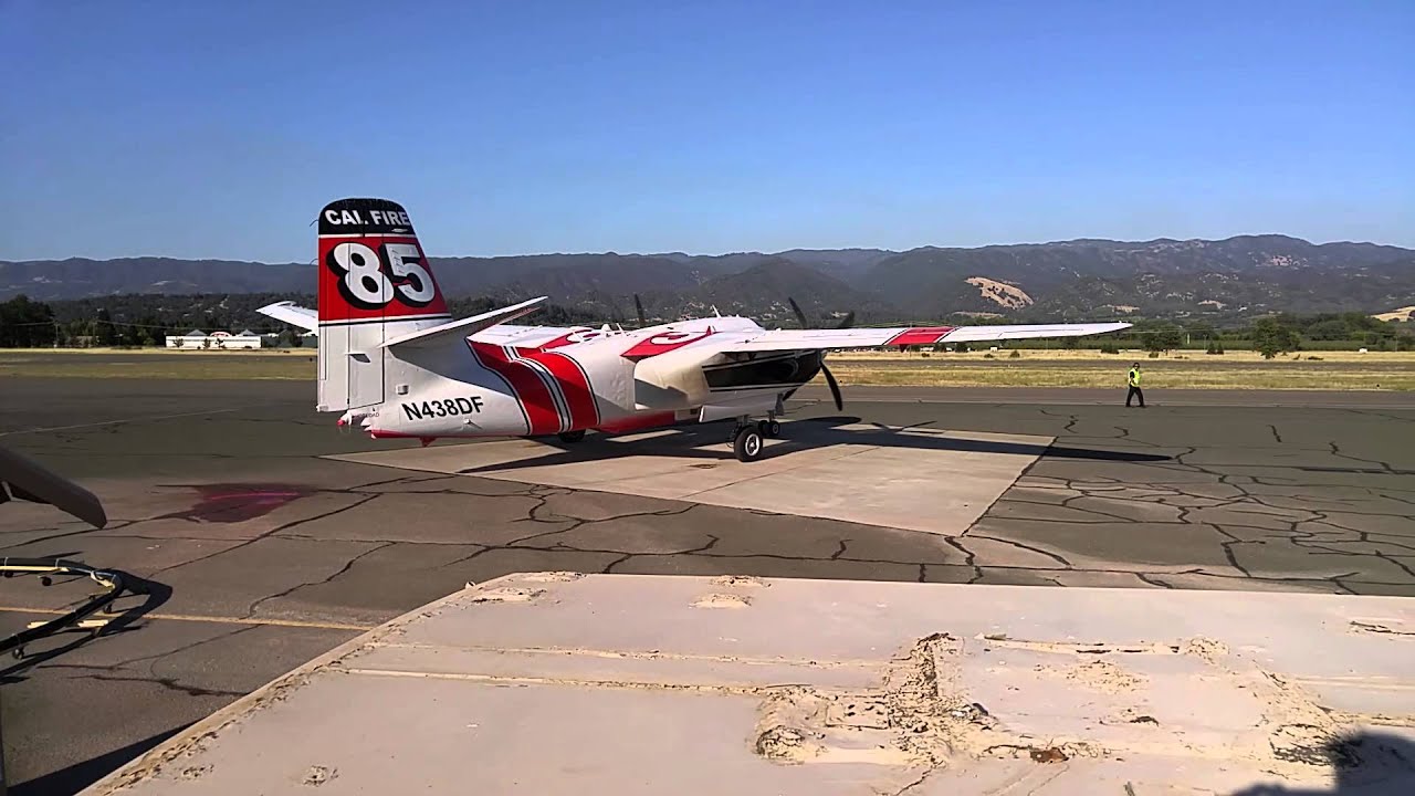 Cal Fire Grumman S2 Ukiah airport 2015 - YouTube