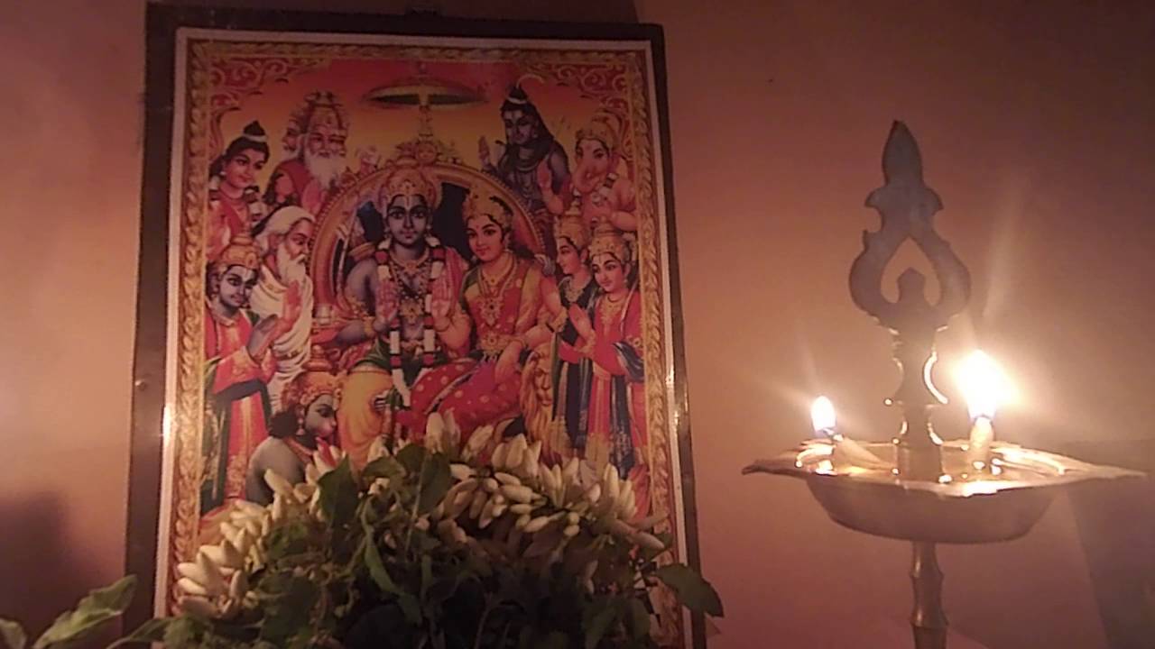 Beautiful Hare Rama hare krishna mantra - YouTube