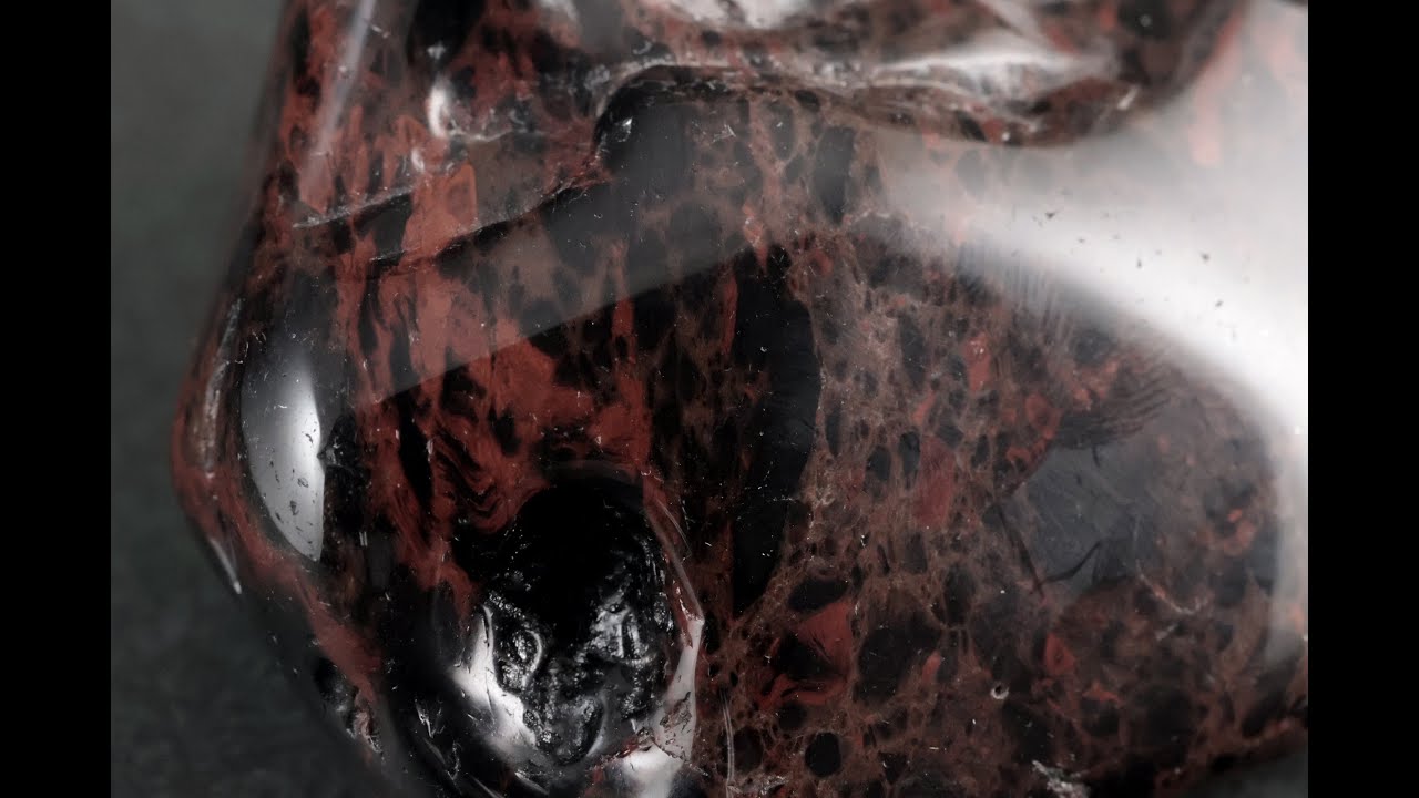 十勝石 (オブシディアン) 原石 磨き148g / Japanese Obsidian - YouTube