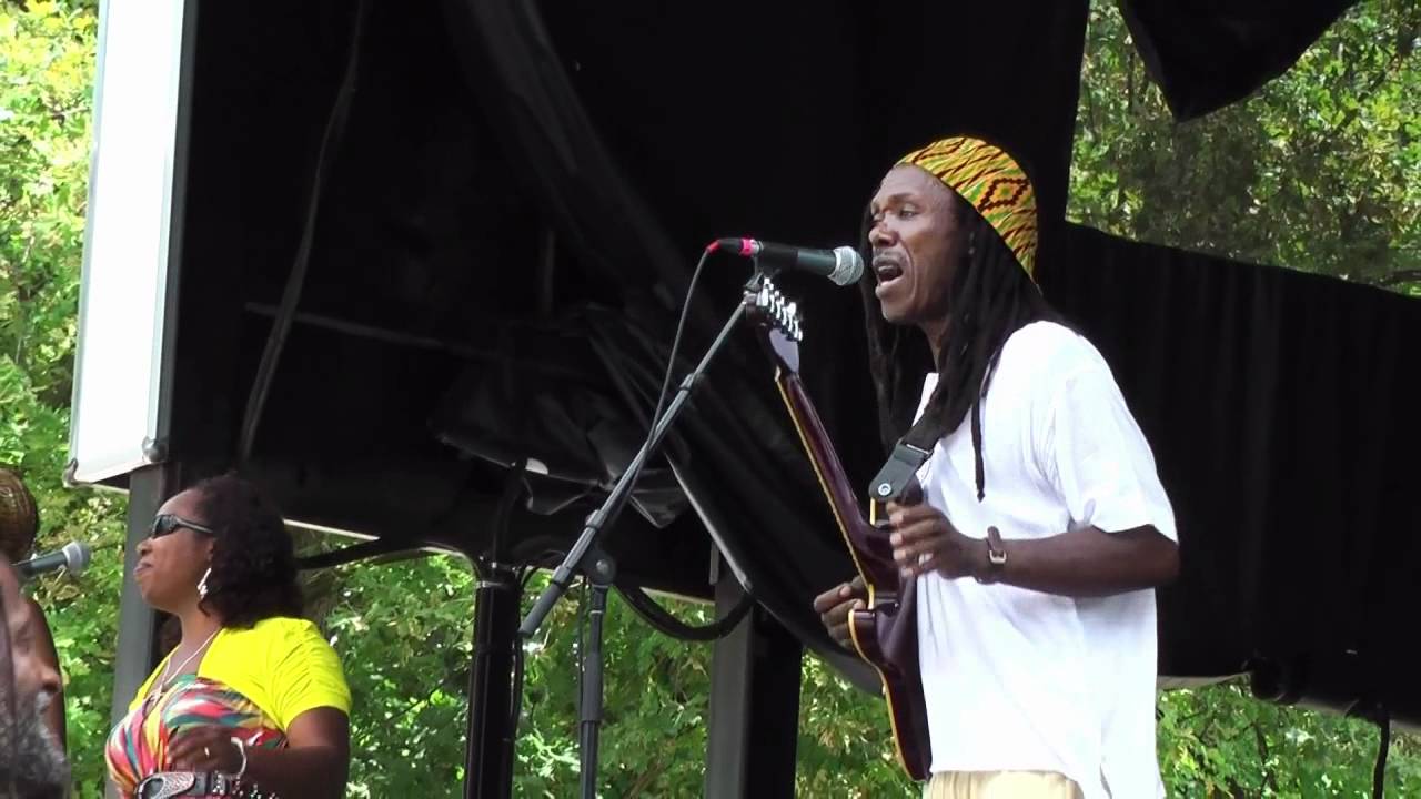 Lazo at Sunfest 2012, London Ontario - YouTube