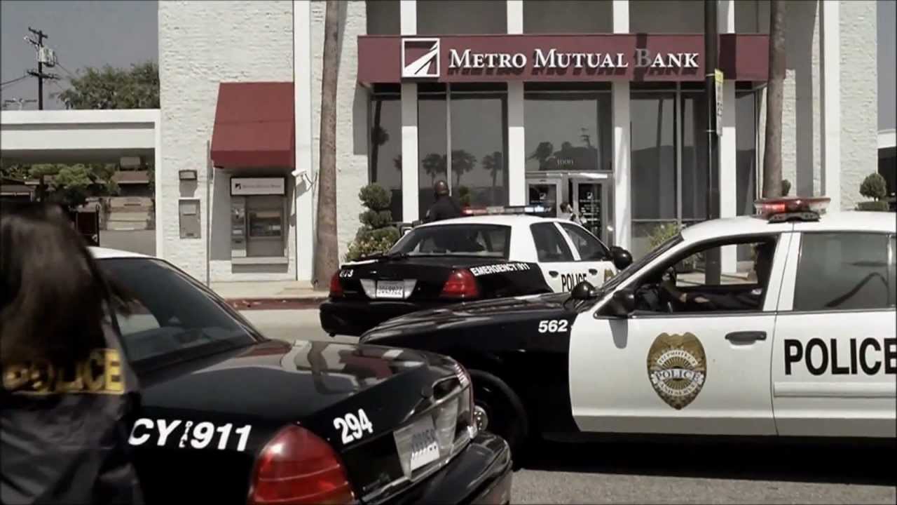 Bud Light Commercial - Bank Robbers HD - YouTube