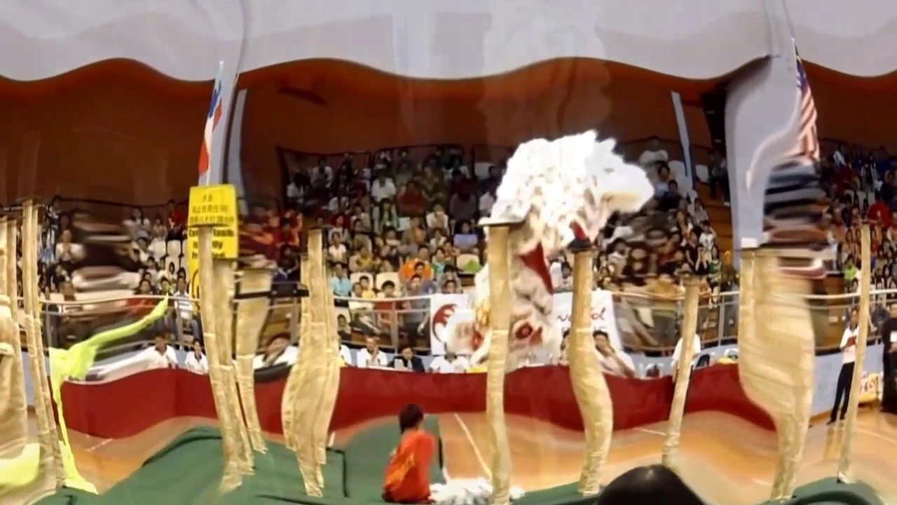 lion dance fail - YouTube