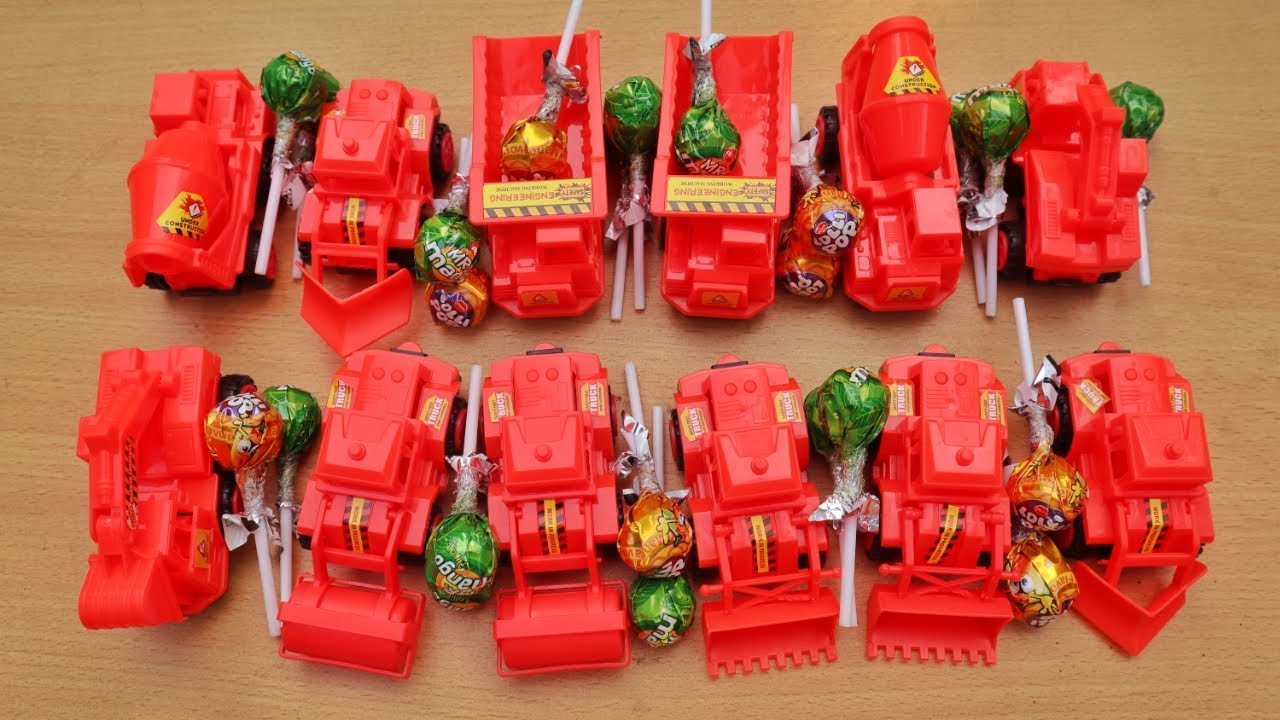 gadi wala lollipop | oil tanker truck,red toys ka lollipop video| JCB ...