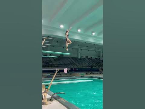Reverse. Dive tuck three meter - YouTube