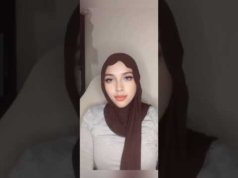 BIGO LIVE ‼️ CIUMAN BRUTAL TANPA AMPUN SAMBIL REMES'INN N3N3N MUNGIL MULUS ARA HIJAB SANGE 
