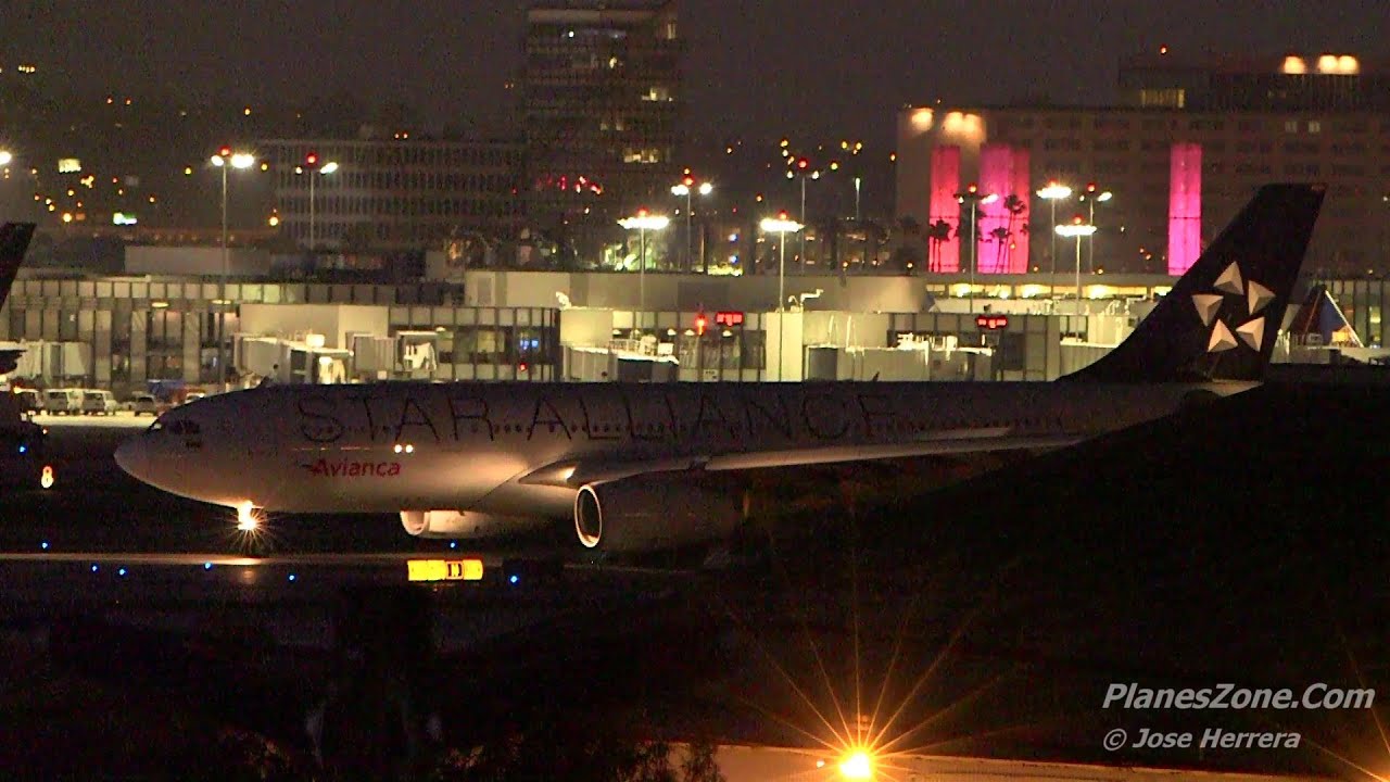 Plane Spotting at LAX Night Time Edition - YouTube