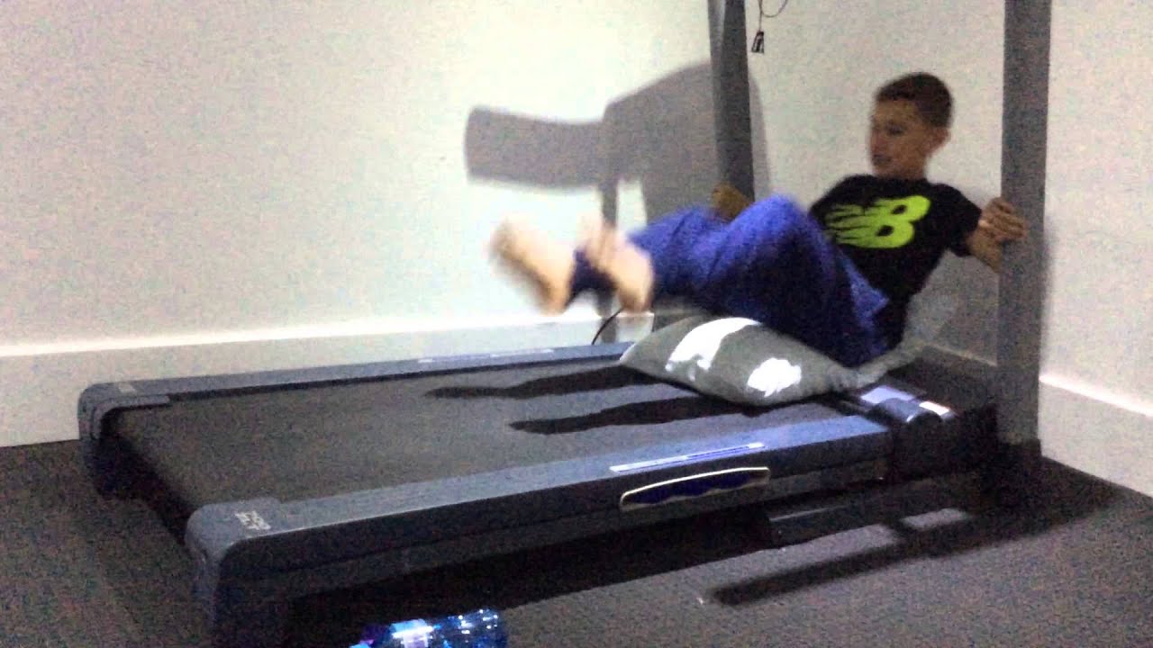 KID GETS KNOCKED OUT BY THE WALL - YouTube