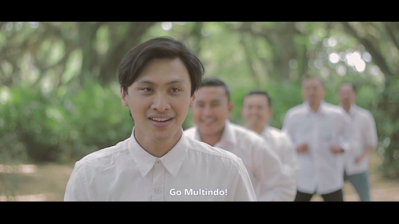 Juara 1 lomba yel yel PT. Multindo Auto Finance, cabang Banyuwangi ...