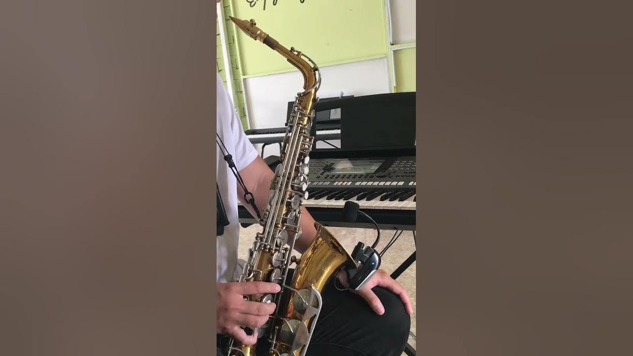 Cơn Mưa Băng Giá(Cover V.T.H Sax) - YouTube