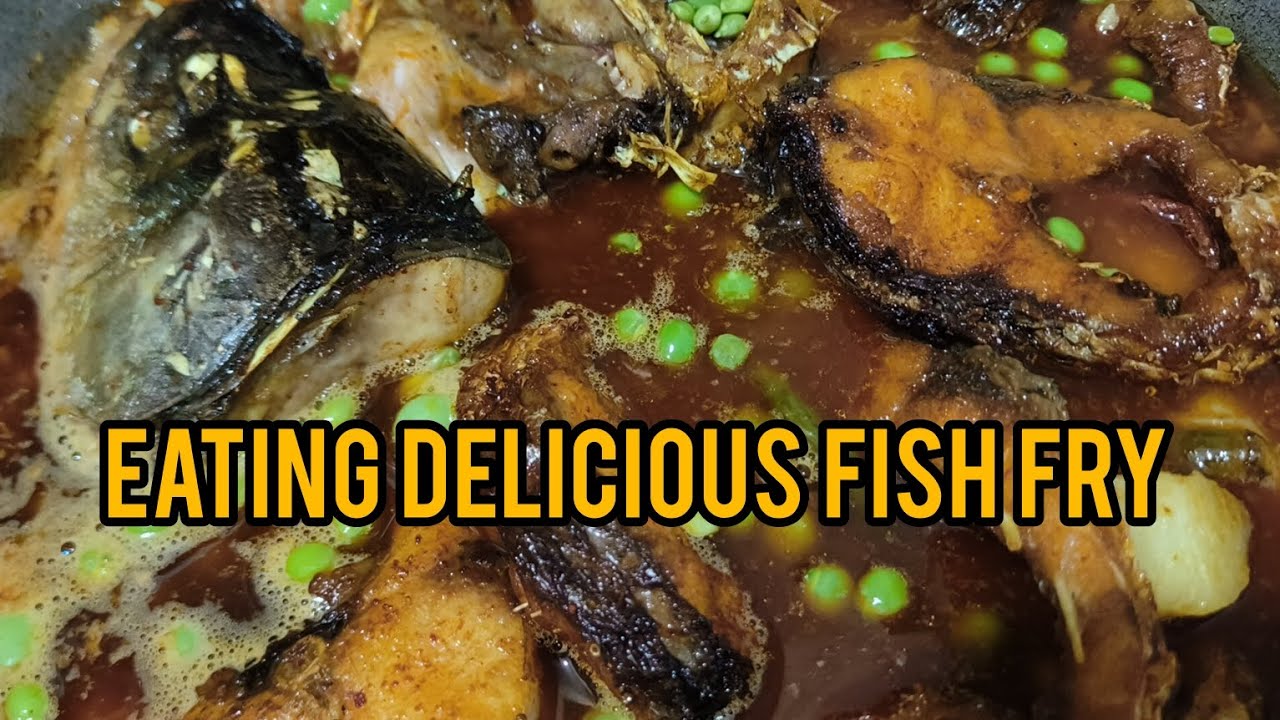 EATING SPICY RAHU FISH FRY CURRY WITH MANIPURI SINJU.😀 ‎@Foodkhaovlogs ...