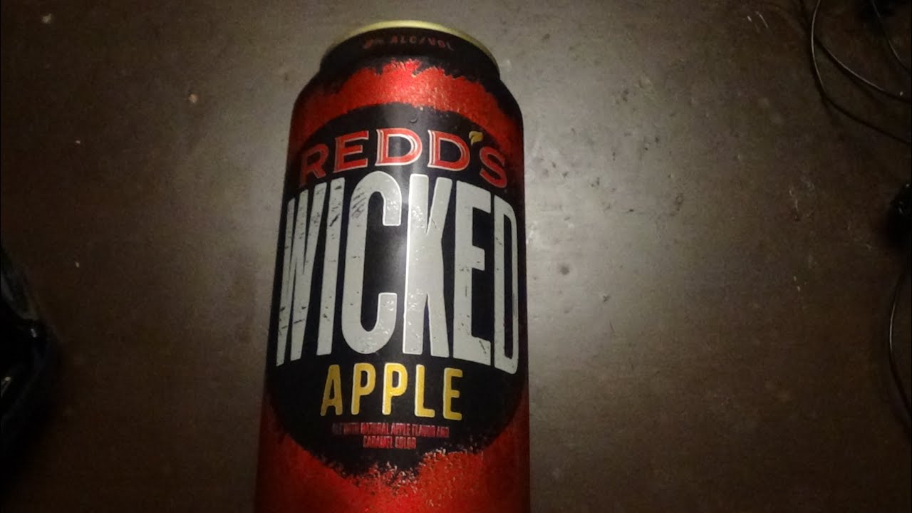 ASMR Drinking Redd's Wicked Apple - YouTube